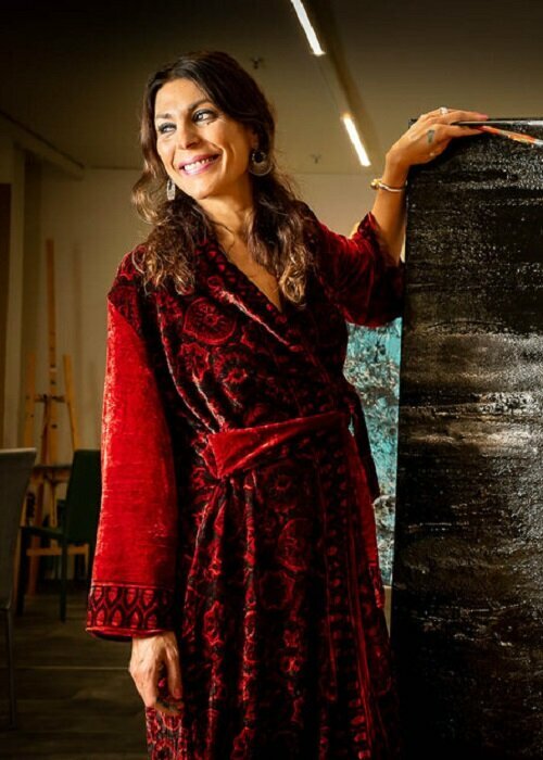 Roshanak Khalilian: contemporary Swiss Painter - SINGULART