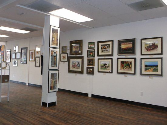 Charles Adams Gallery - Art gallery in Lubbock - SINGULART